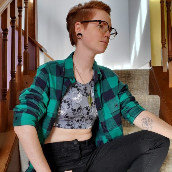 Chest Binders: What They Are, How to Choose One and How to Wear Your ...